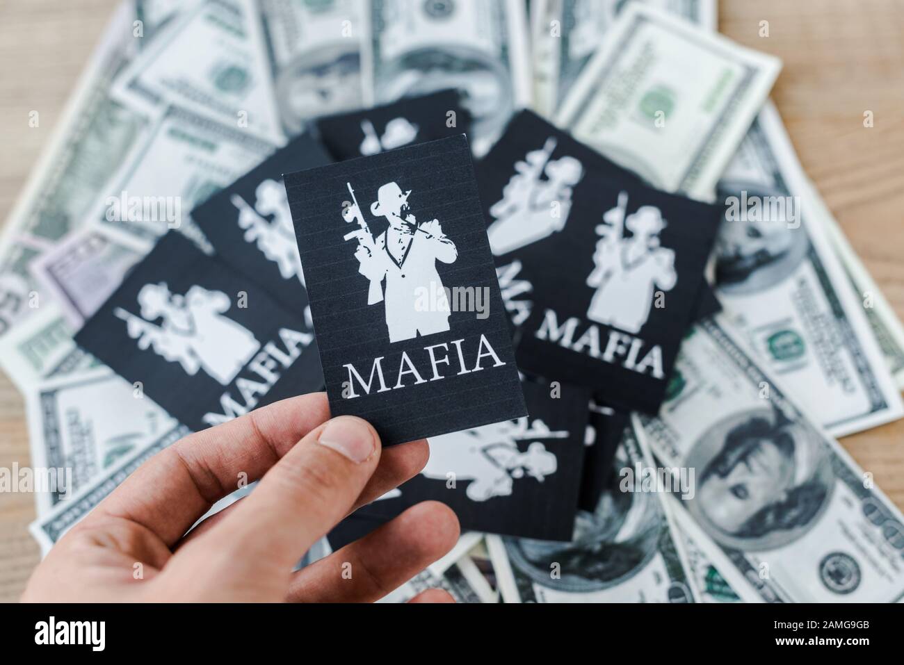 Currency symbols playing cards hi-res stock photography and images - Alamy