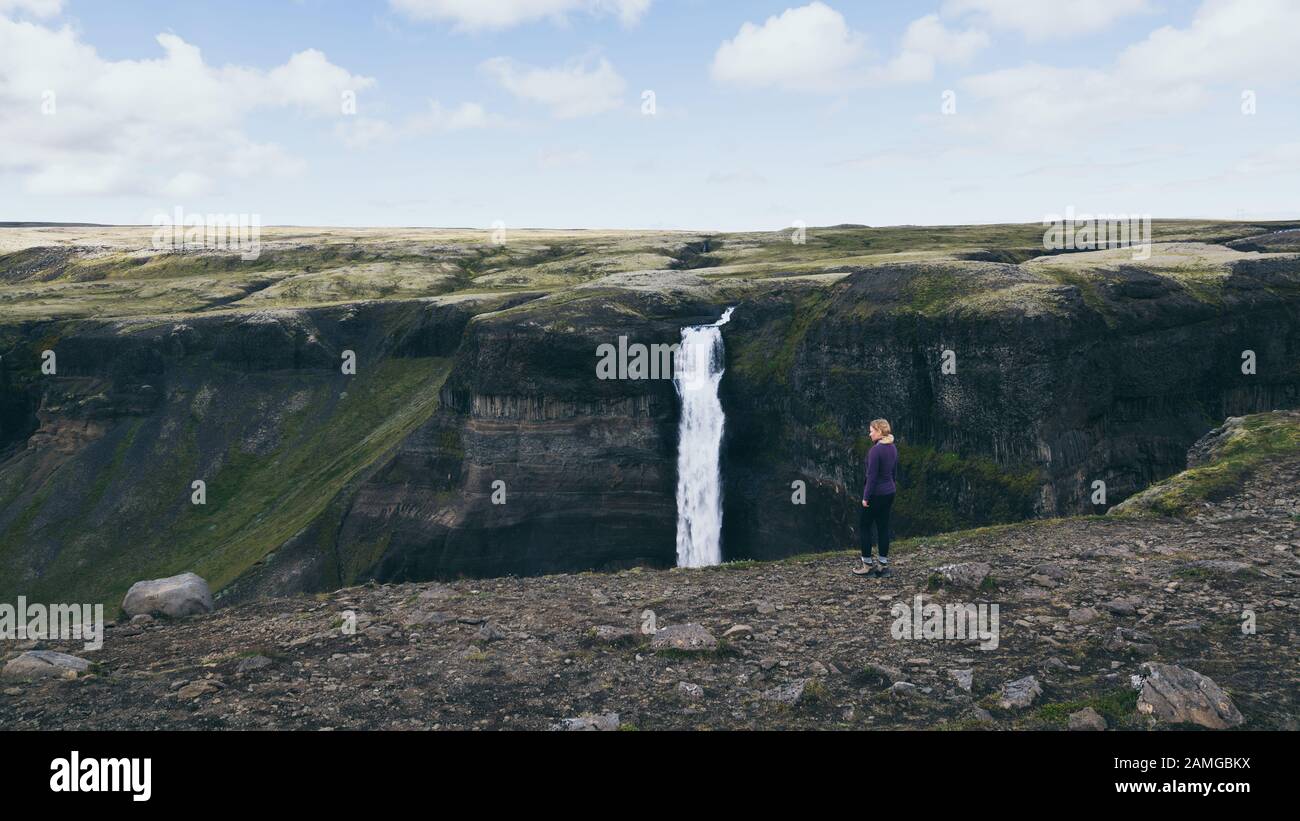 Video iceland road trip landscape hi-res stock photography and images ...