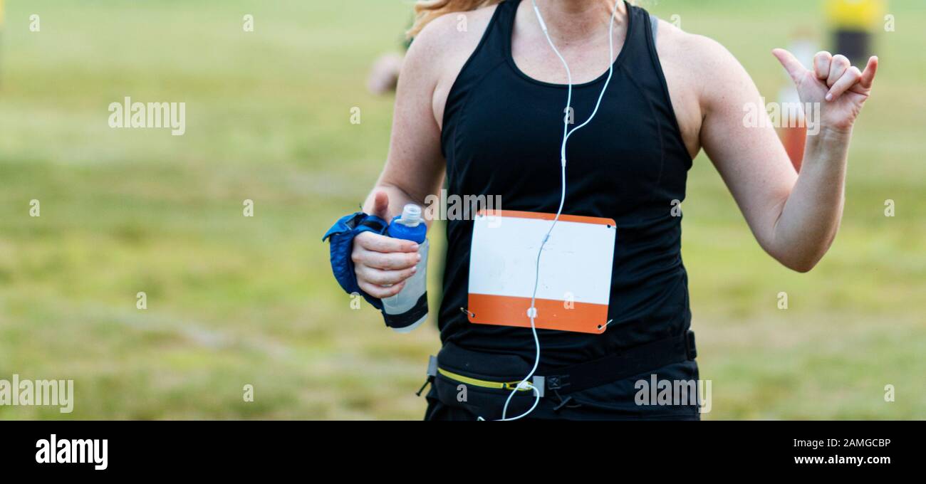 Hang loose hi-res stock photography and images - Alamy