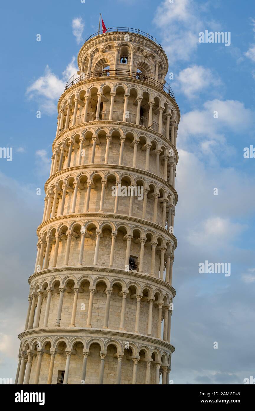 Lean leaning tower tilt hi-res stock photography and images - Alamy