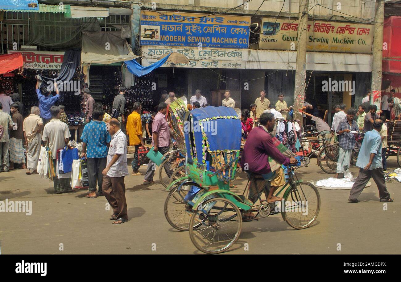 Dhaka shops hi-res stock photography and images - Alamy
