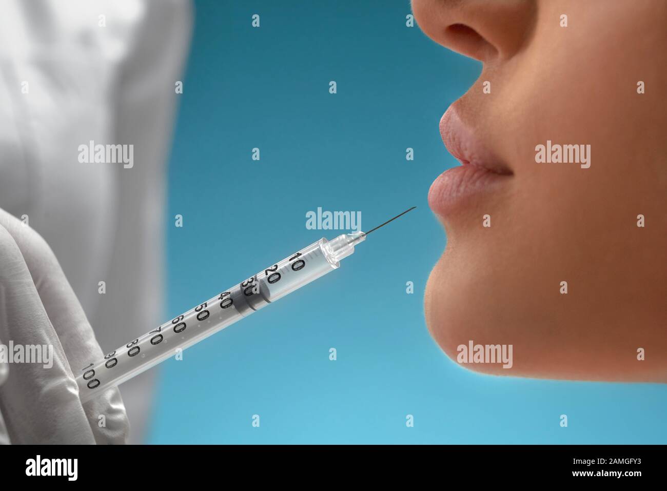 Small face correction hi-res stock photography and images - Alamy