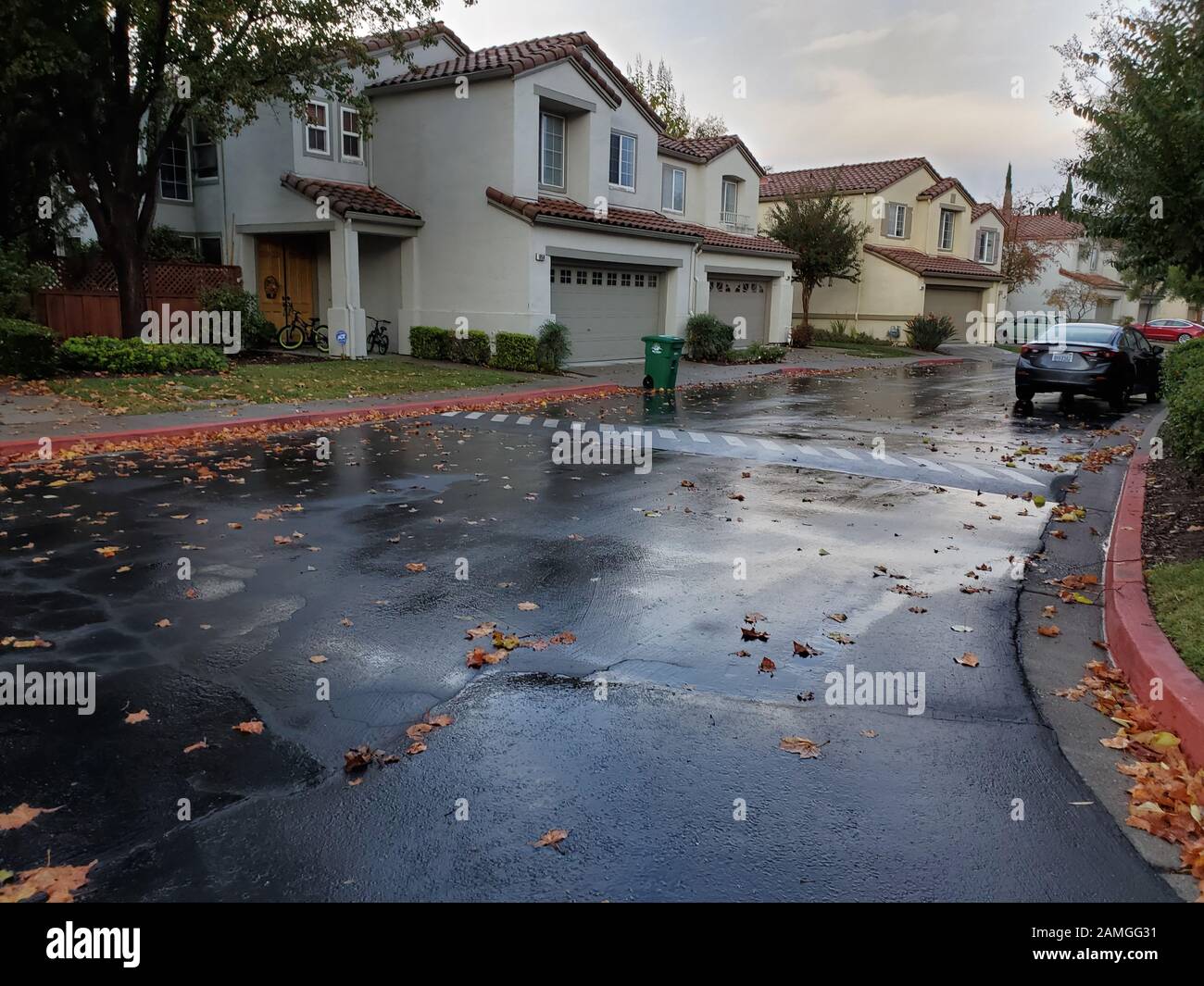 Slick roads hi-res stock photography and images - Alamy