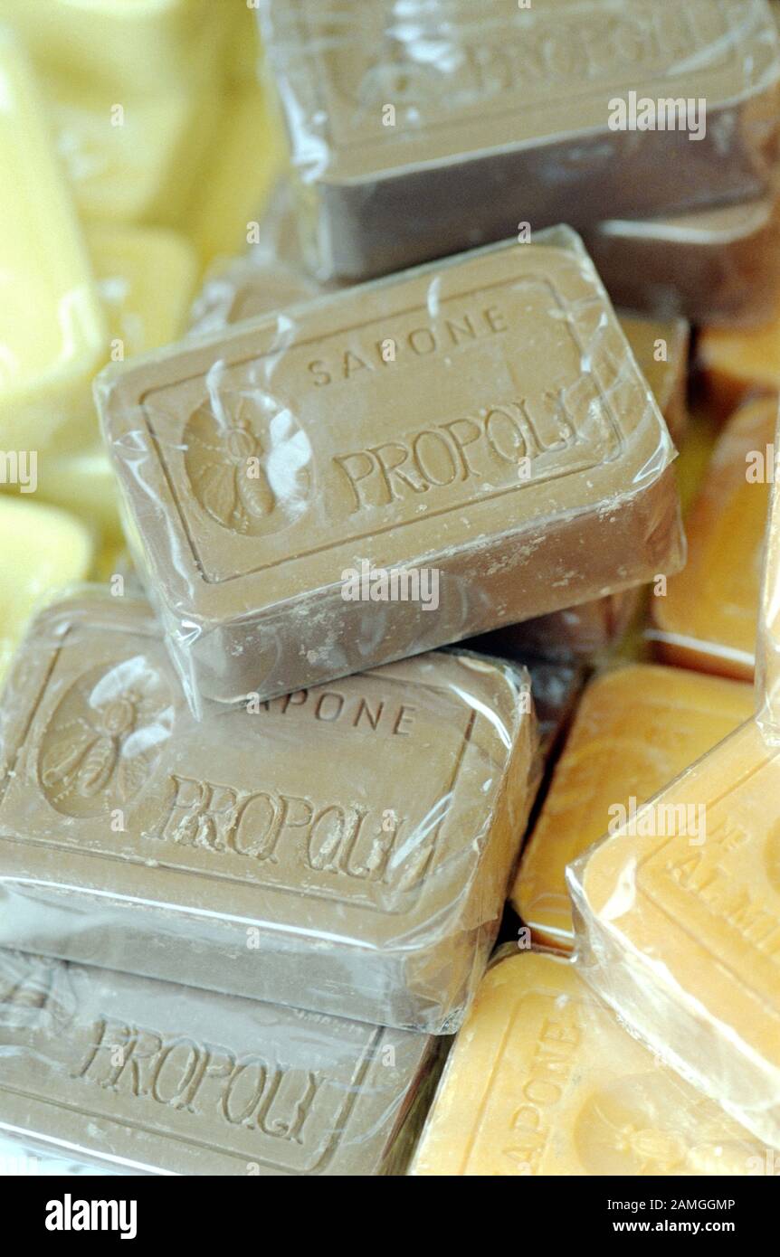 Handmade soap italy hi-res stock photography and images - Alamy