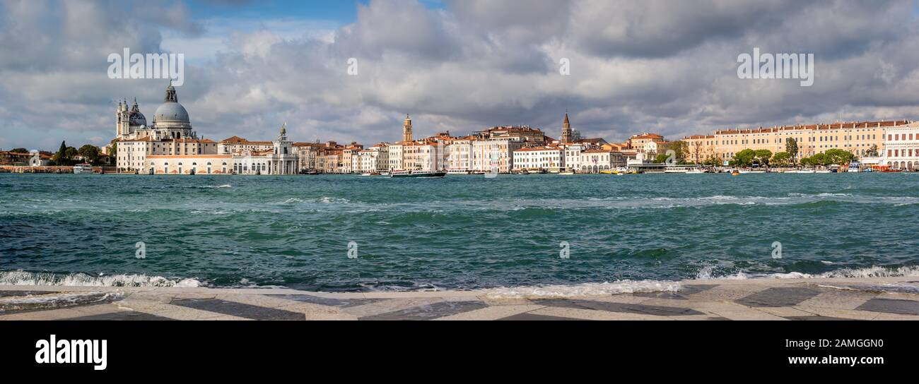 Salute santa maria hi-res stock photography and images - Alamy