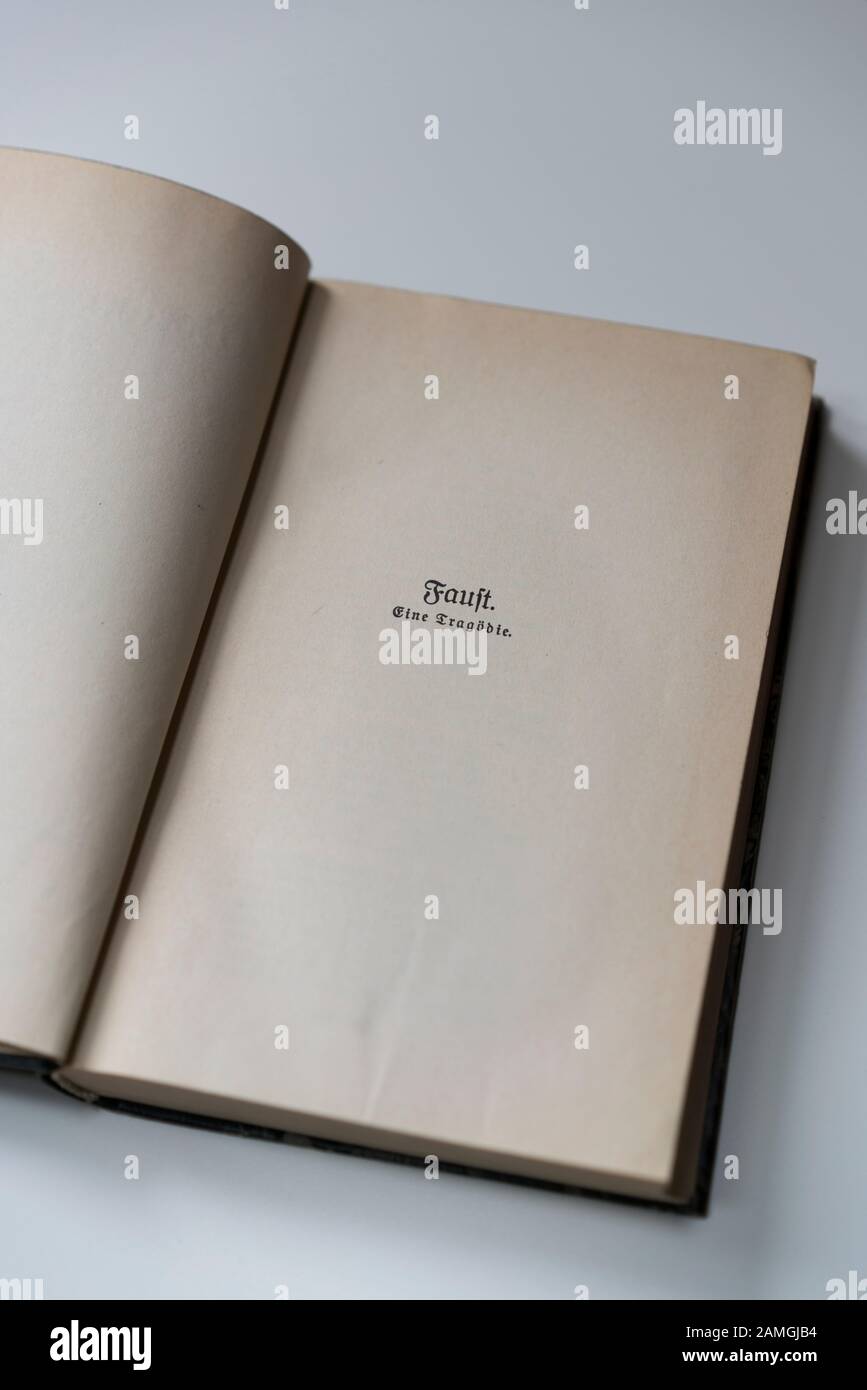 Goethe faust hi-res stock photography and images - Alamy