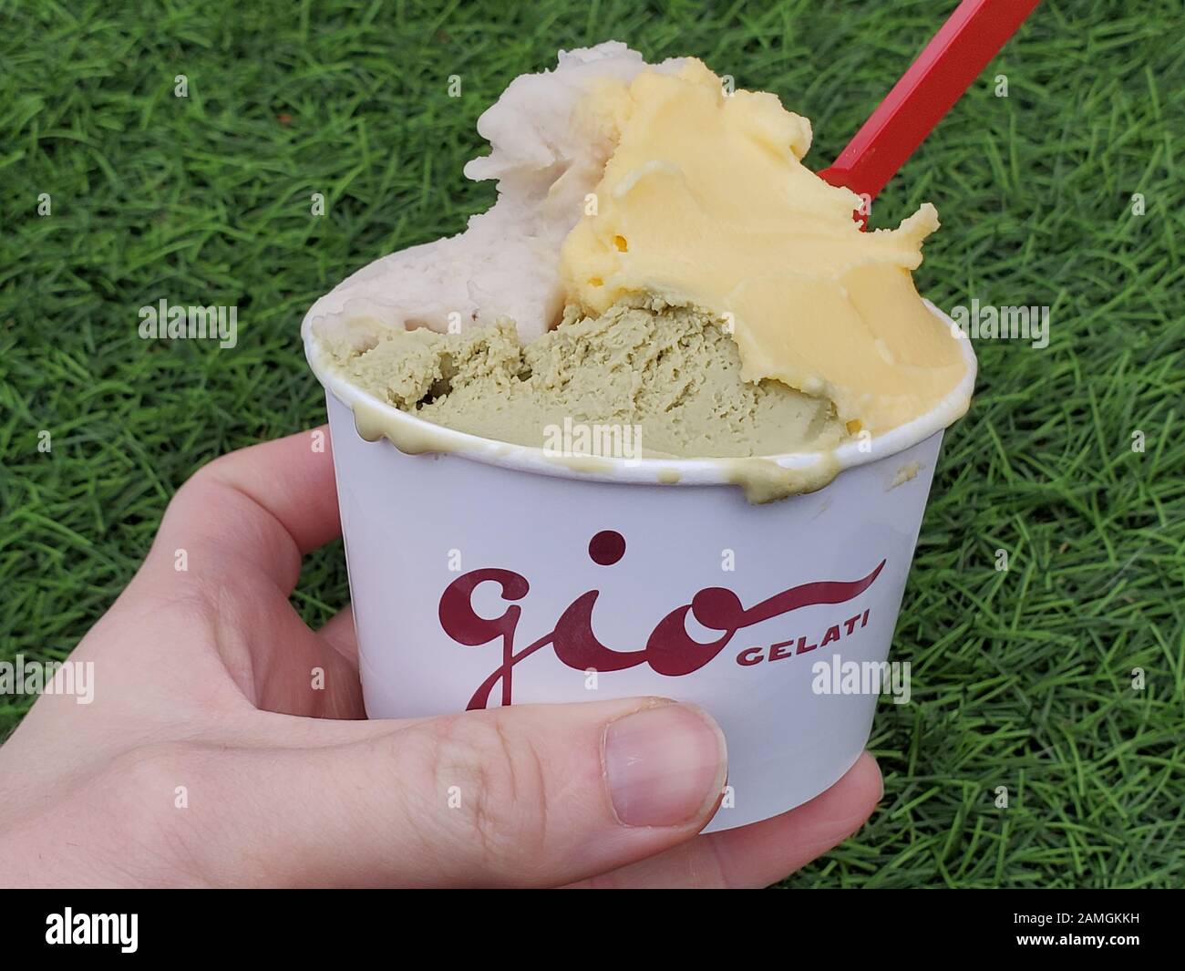 Container of artisan gelato hi-res stock photography and images - Alamy