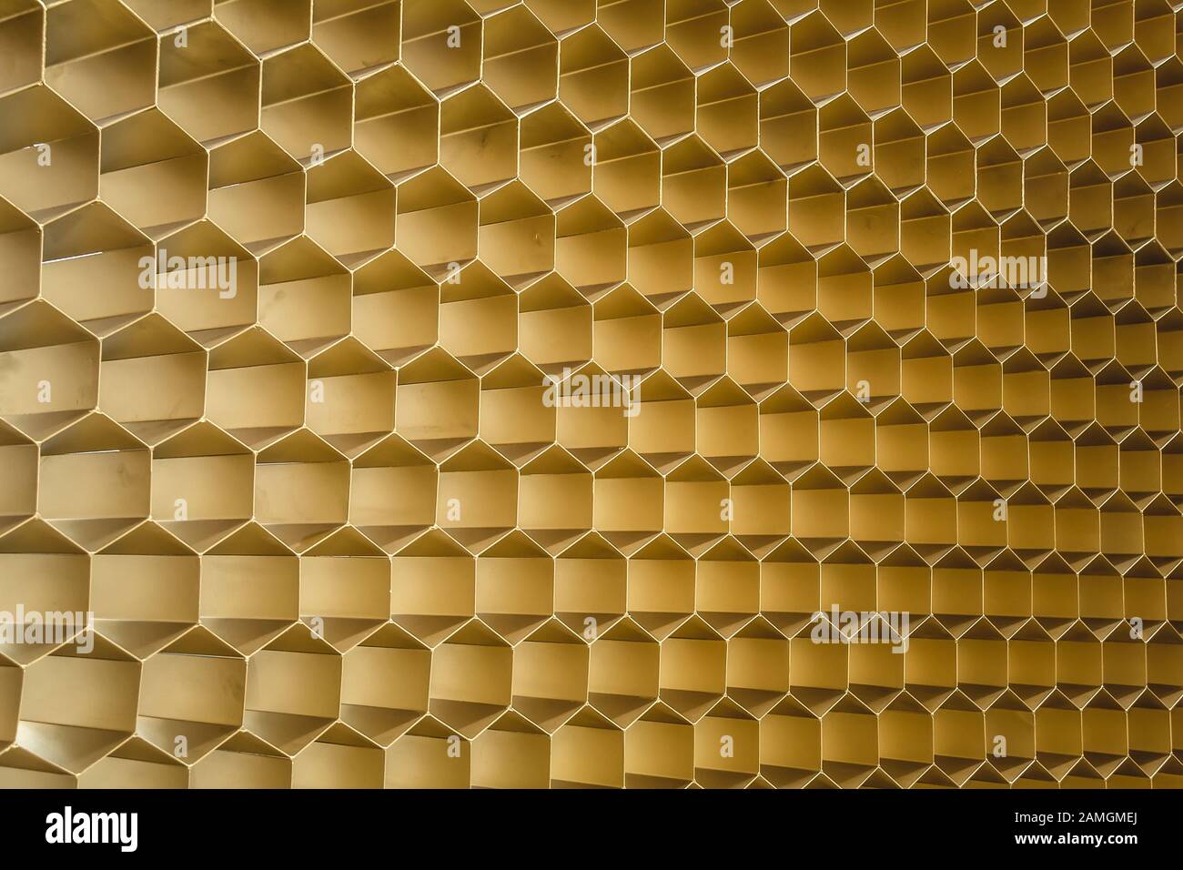 Honeycomb grid hi-res stock photography and images - Alamy