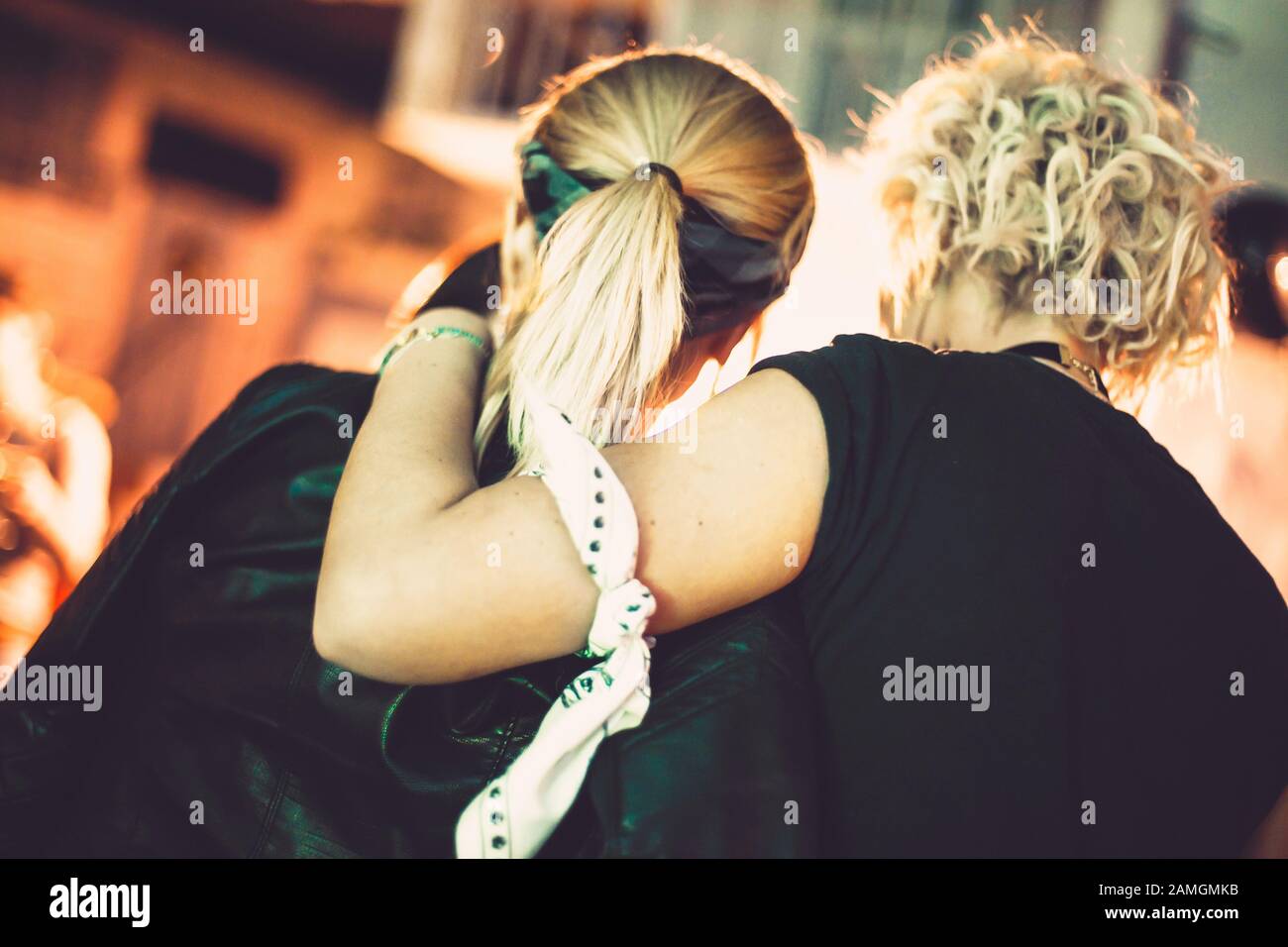 Girls embrace hi-res stock photography and images - Alamy