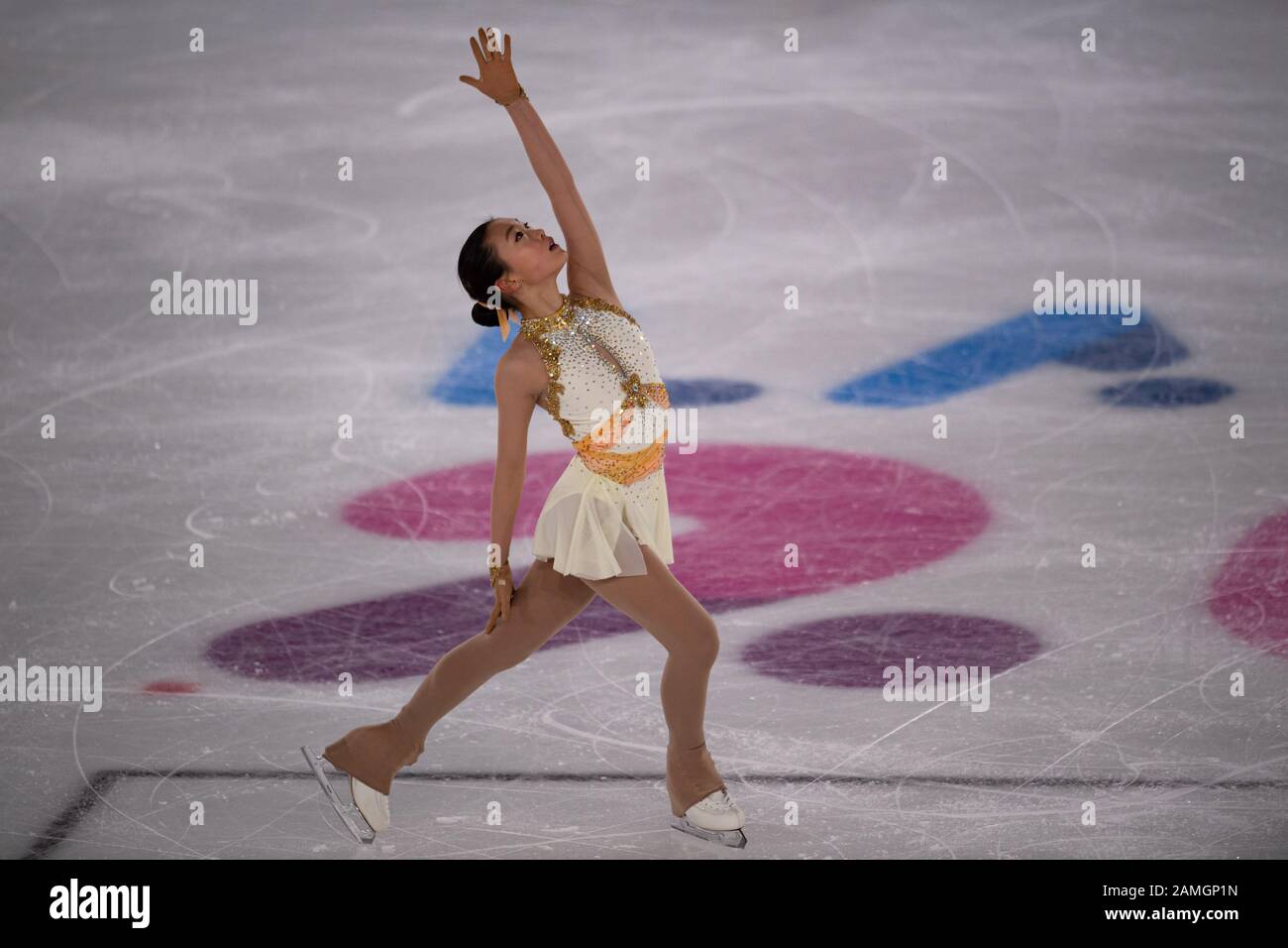 Audrey shin hi-res stock photography and images - Alamy