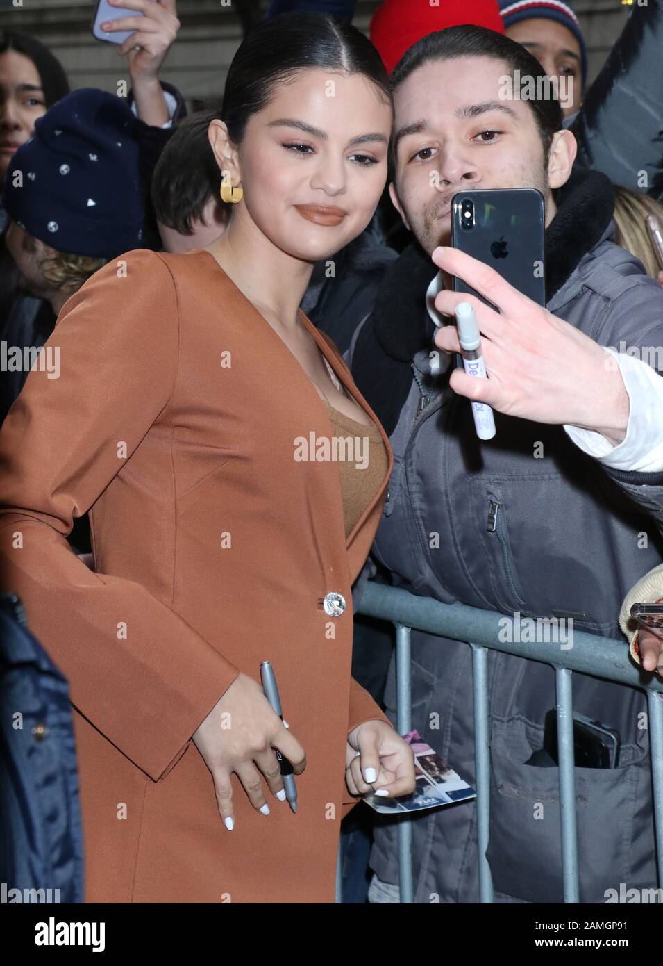 NEW YORK, NY- January 13: Selena Gomez seen exiting Live with Kelly ...