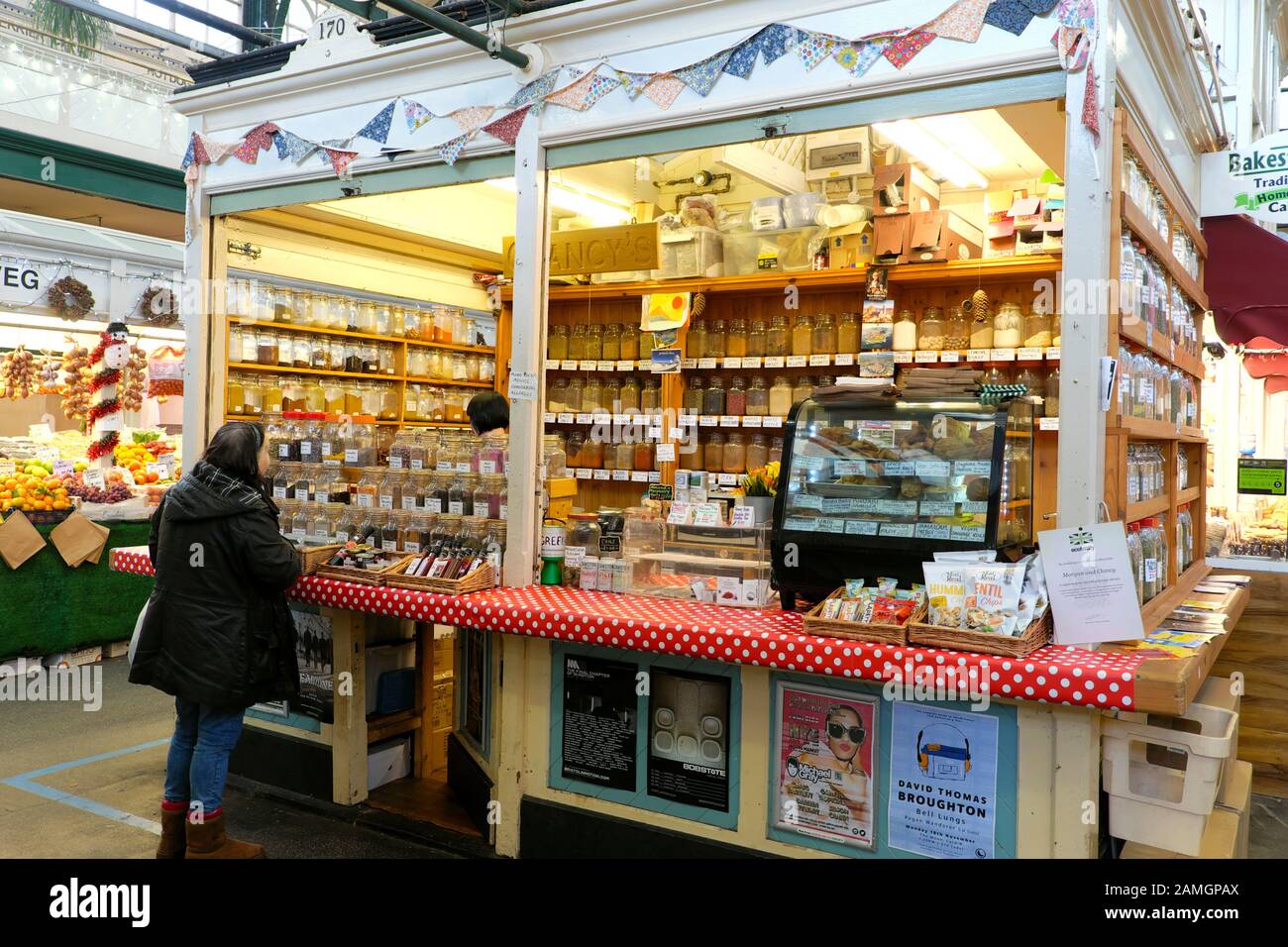 Market stall wales hi-res stock photography and images - Alamy