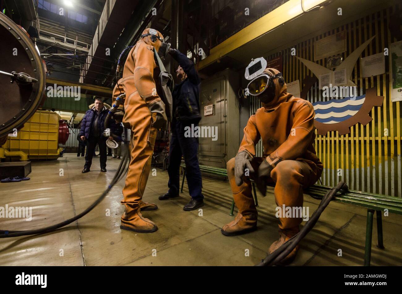 Gas welding hi-res stock photography and images - Alamy