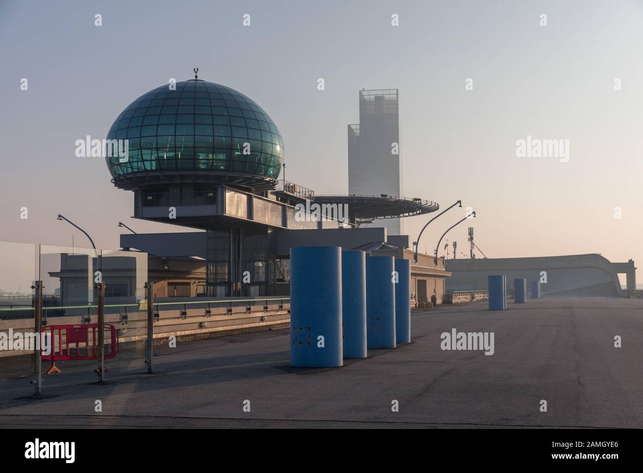 Lingotto fiat hi-res stock photography and images - Alamy