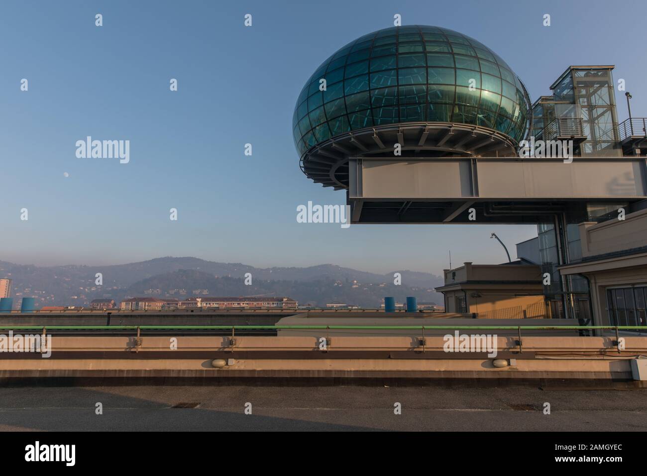 Fiat factory turin roof hi-res stock photography and images - Alamy
