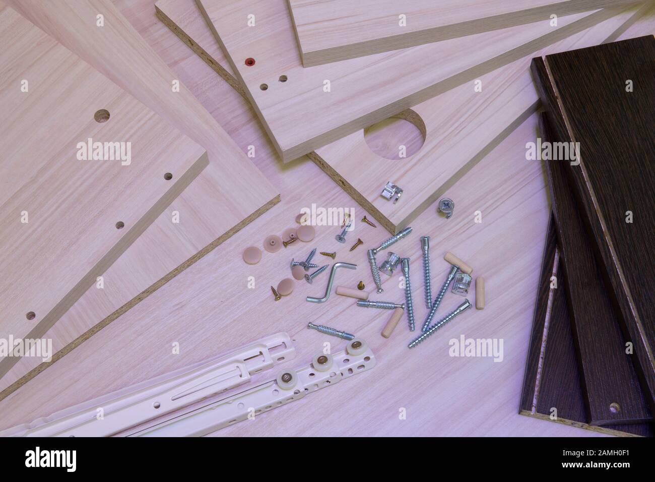 Furniture panels and accessories for the assembly of interior items ...
