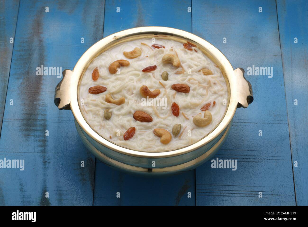 Semiya payasam mithai hi-res stock photography and images - Alamy