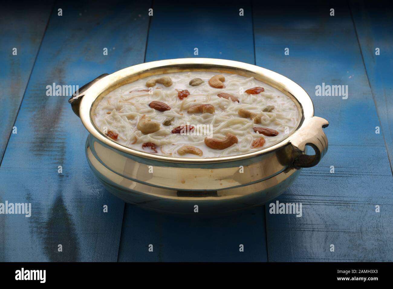 Semiya payasam mithai hi-res stock photography and images - Alamy
