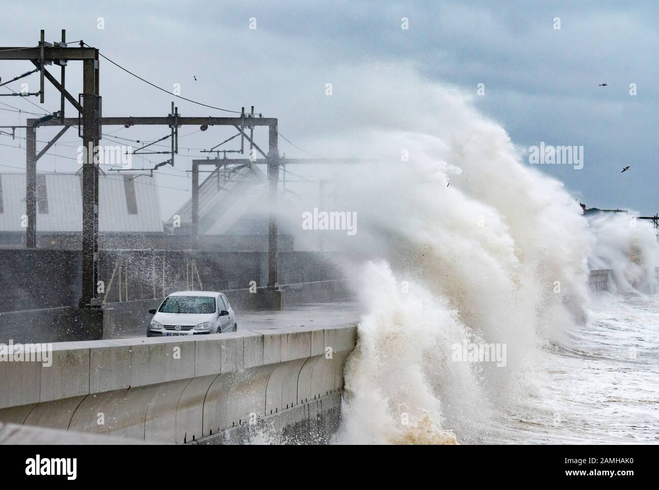Saltcoats waves hi-res stock photography and images - Alamy