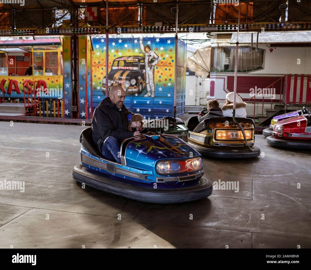 Dodgem car hi-res stock photography and images - Alamy