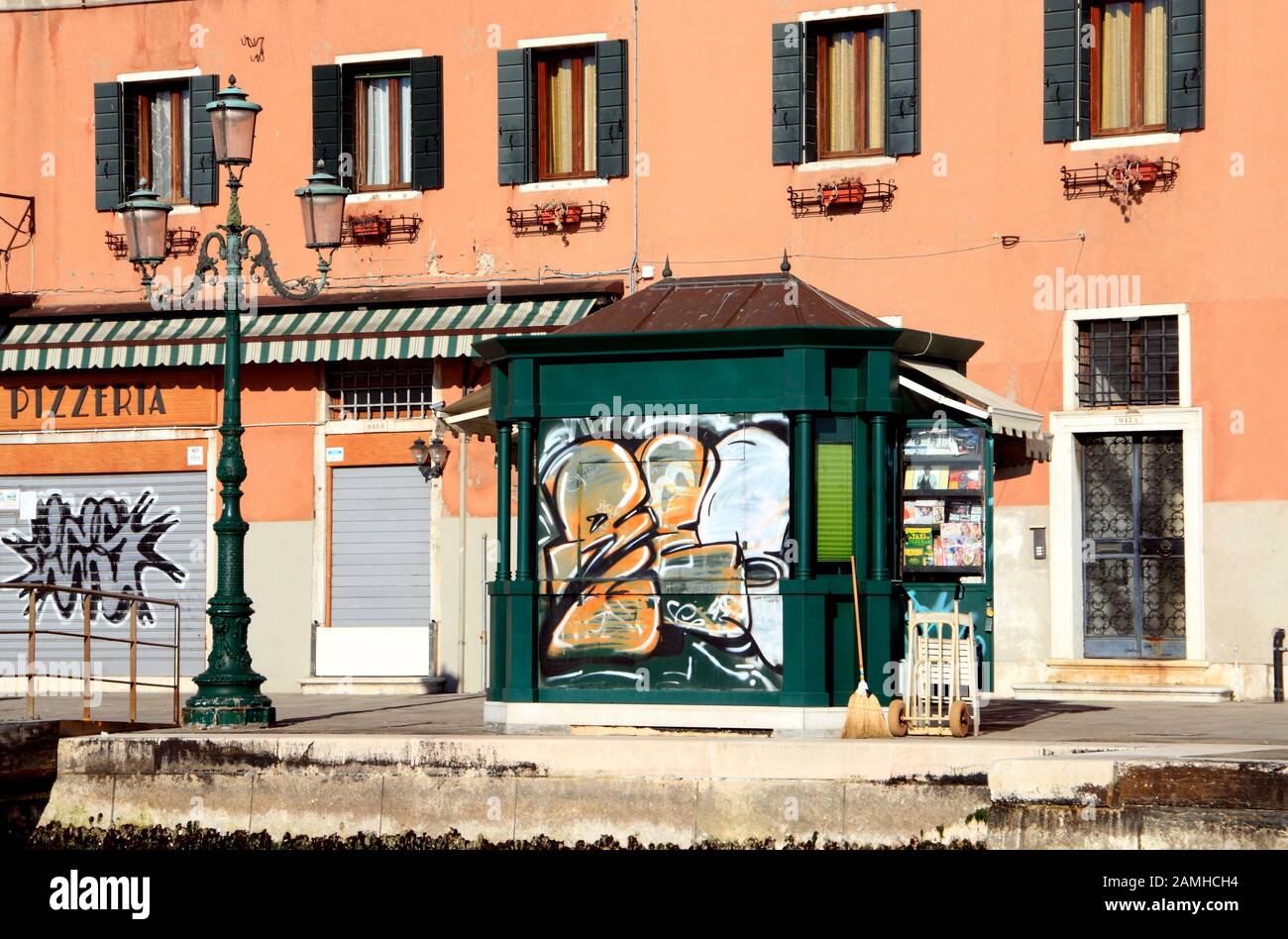 Graffiti on buildings in a district of Venice, Italy Stock Photo - Alamy