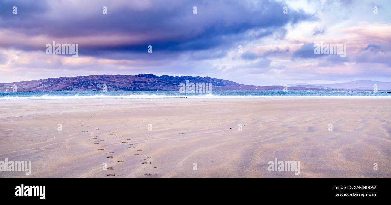 Narin Strand is a beautiful large blue flag beach in Portnoo, County ...