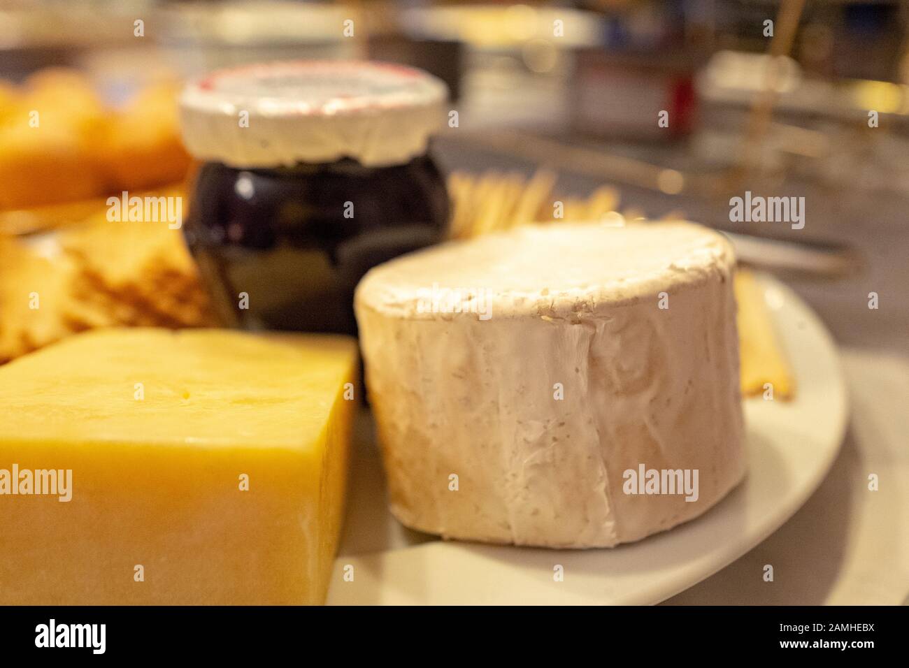 Mount tam triple cream cheese hi-res stock photography and images - Alamy