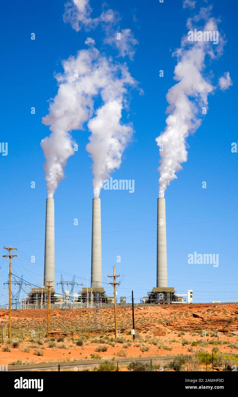 Navajo generating station arizona hi-res stock photography and images ...