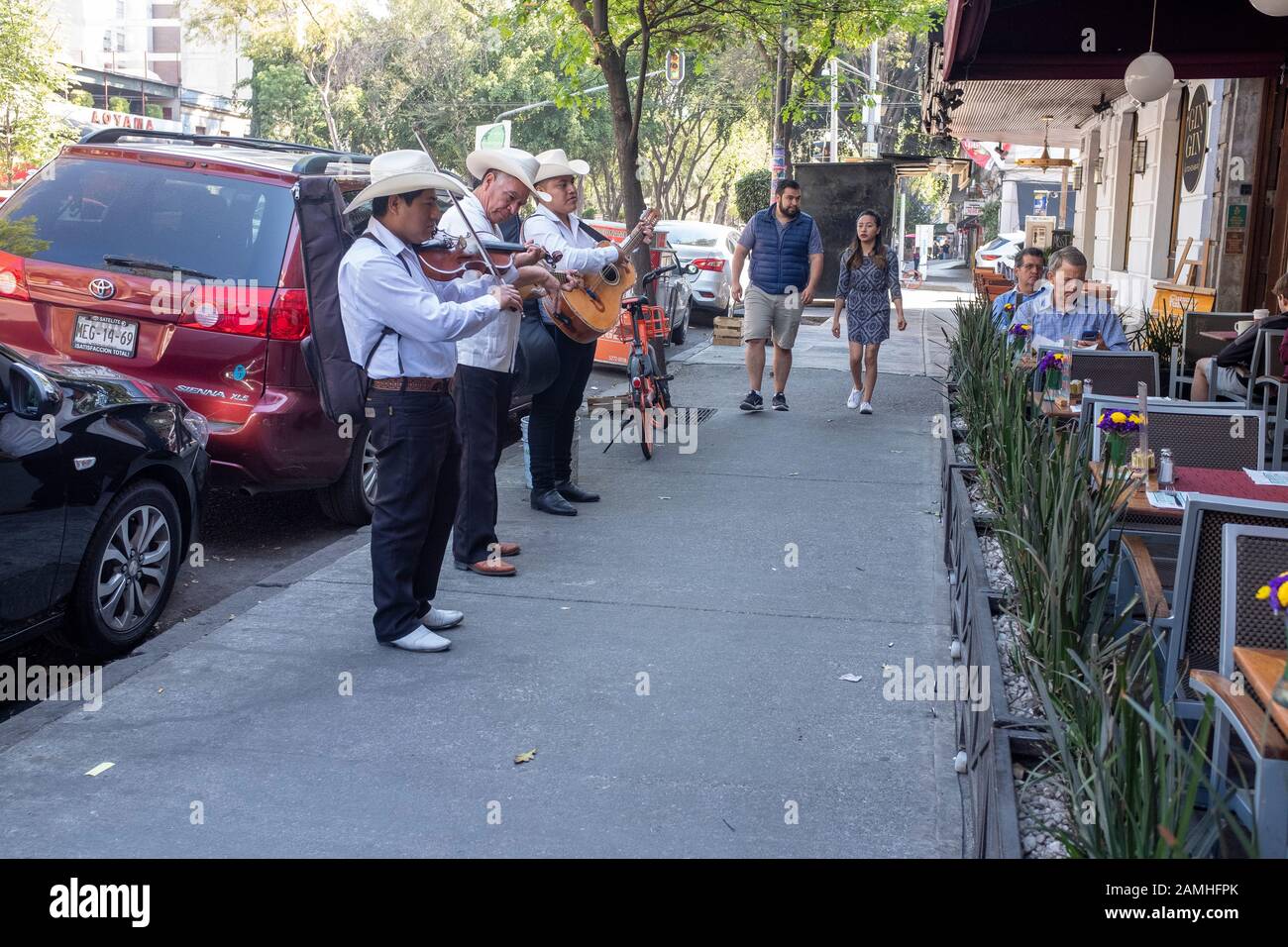 Street musicians, Mexico City Stock Photo - Alamy