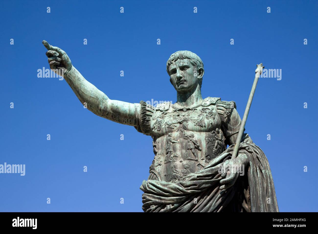 Roman emporer hi-res stock photography and images - Alamy