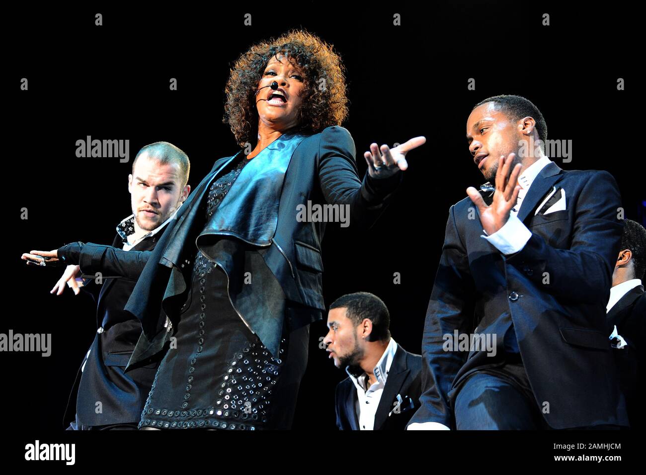 American soul singer whitney houston hi-res stock photography and ...