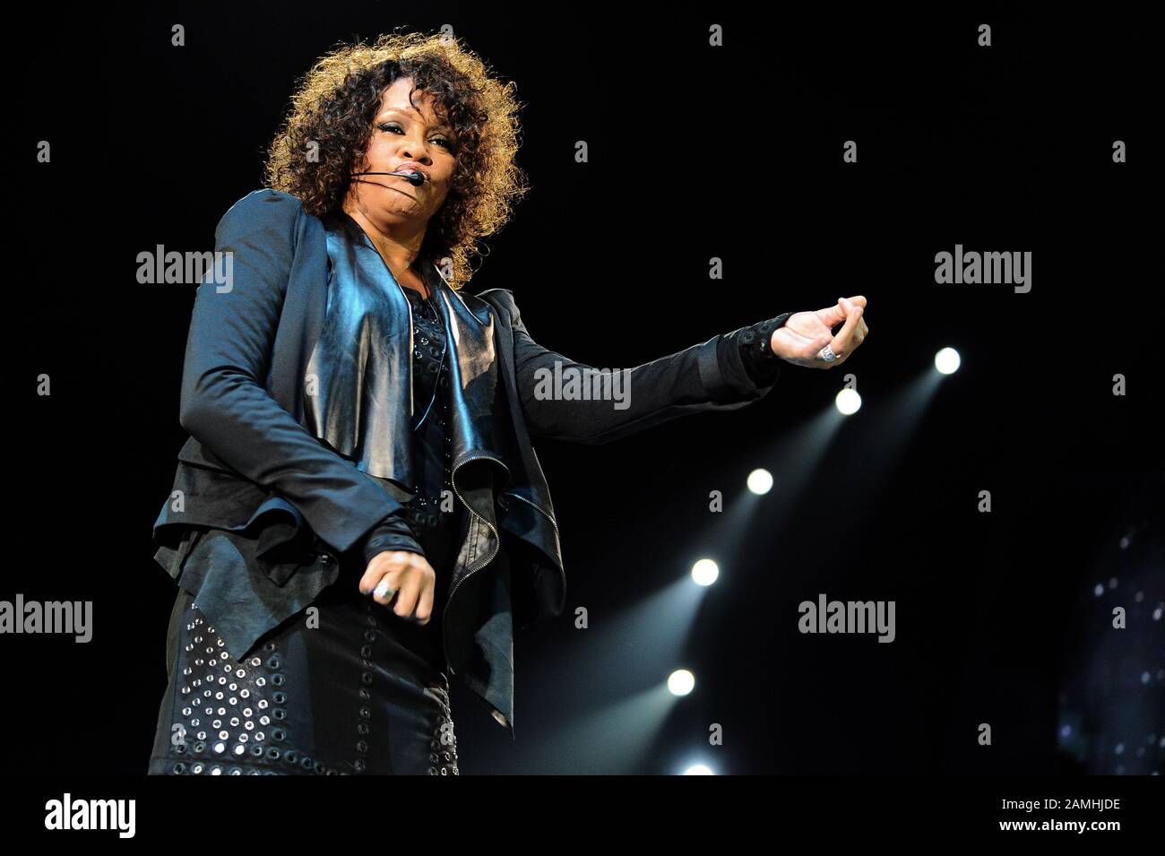 Singer actress whitney houston producer hi-res stock photography and ...