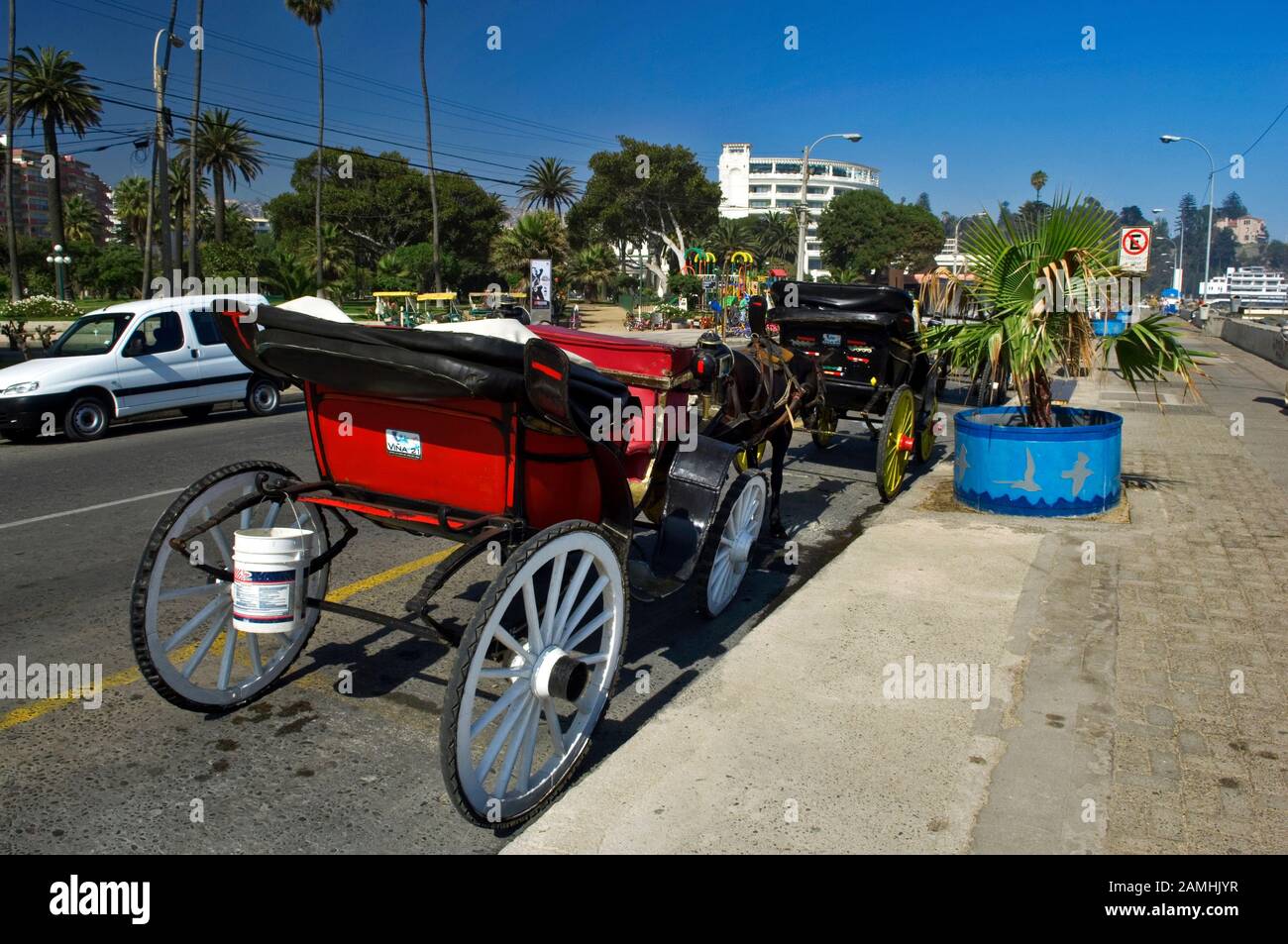 Carriage, Peru Avenue, Viña Del Mar, Chile Stock Photo - Alamy