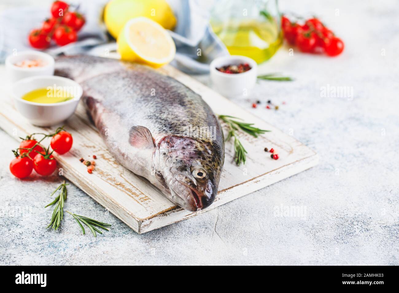 Rainbow fish hi-res stock photography and images - Alamy