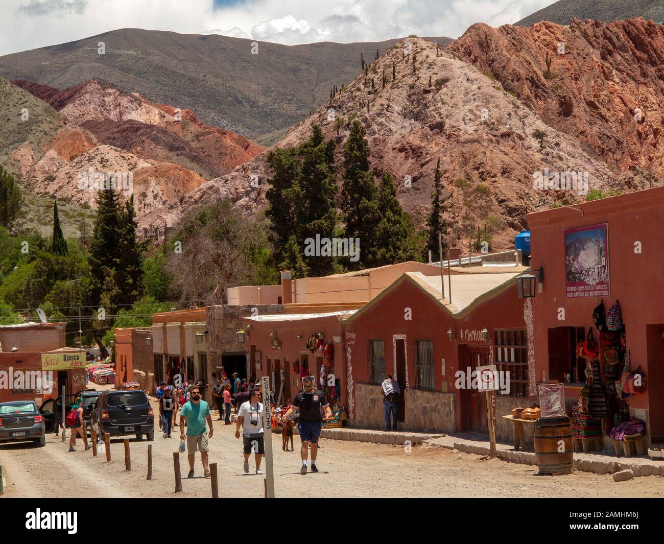 Authentic colors hi-res stock photography and images - Alamy