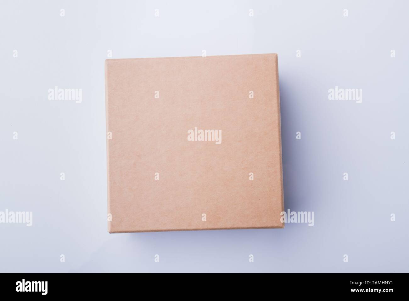 Cardboard box cover, plain macro Stock Photo - Alamy