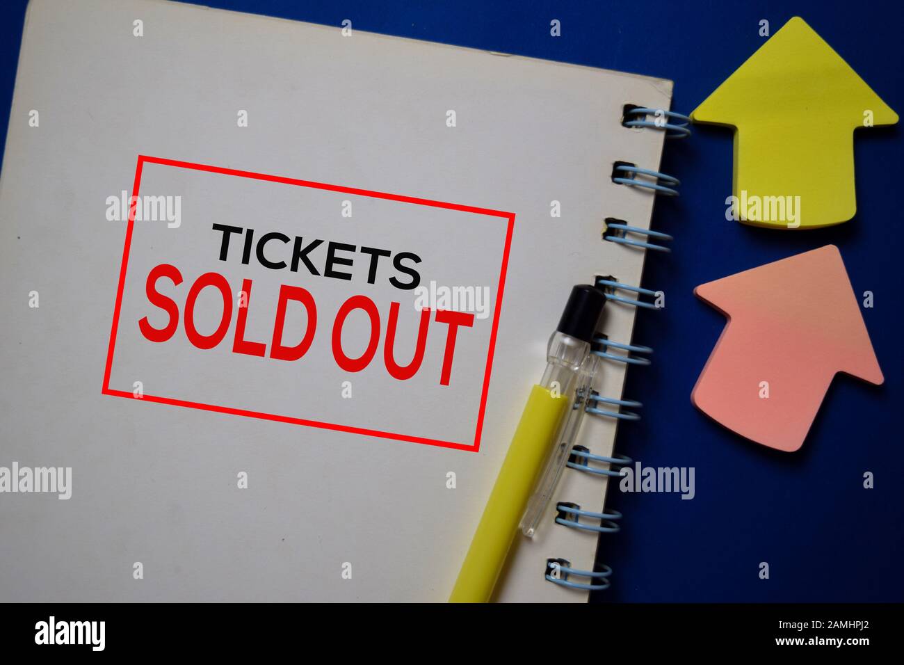 Sold out concert sign hi-res stock photography and images - Alamy