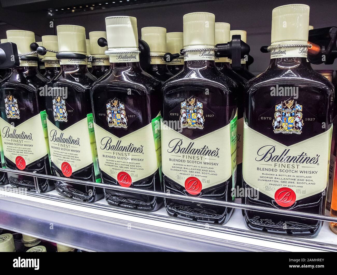 Ballantines scotch hi-res stock photography and images - Alamy