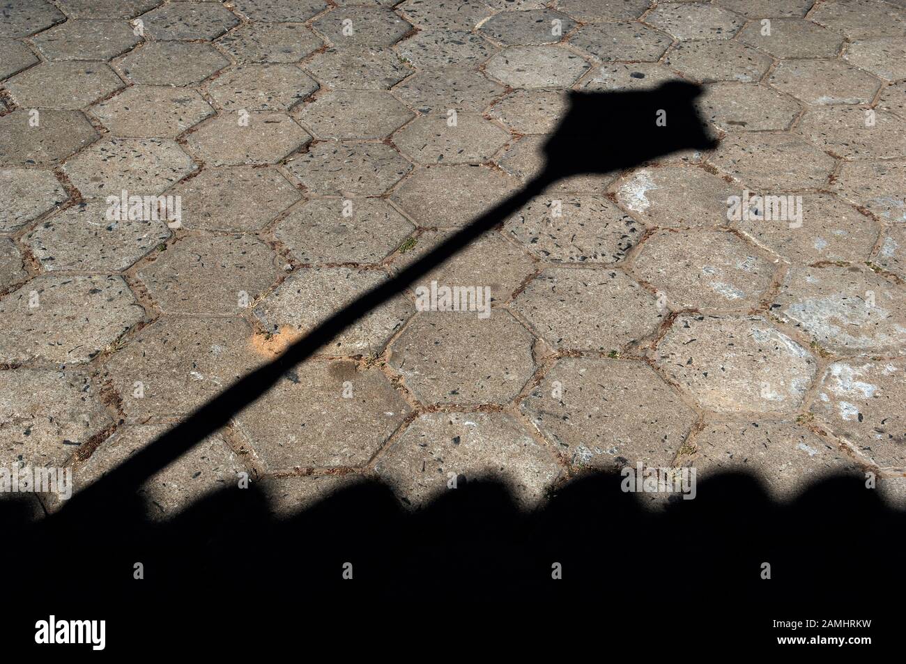 Lamp post shadow hi-res stock photography and images - Alamy