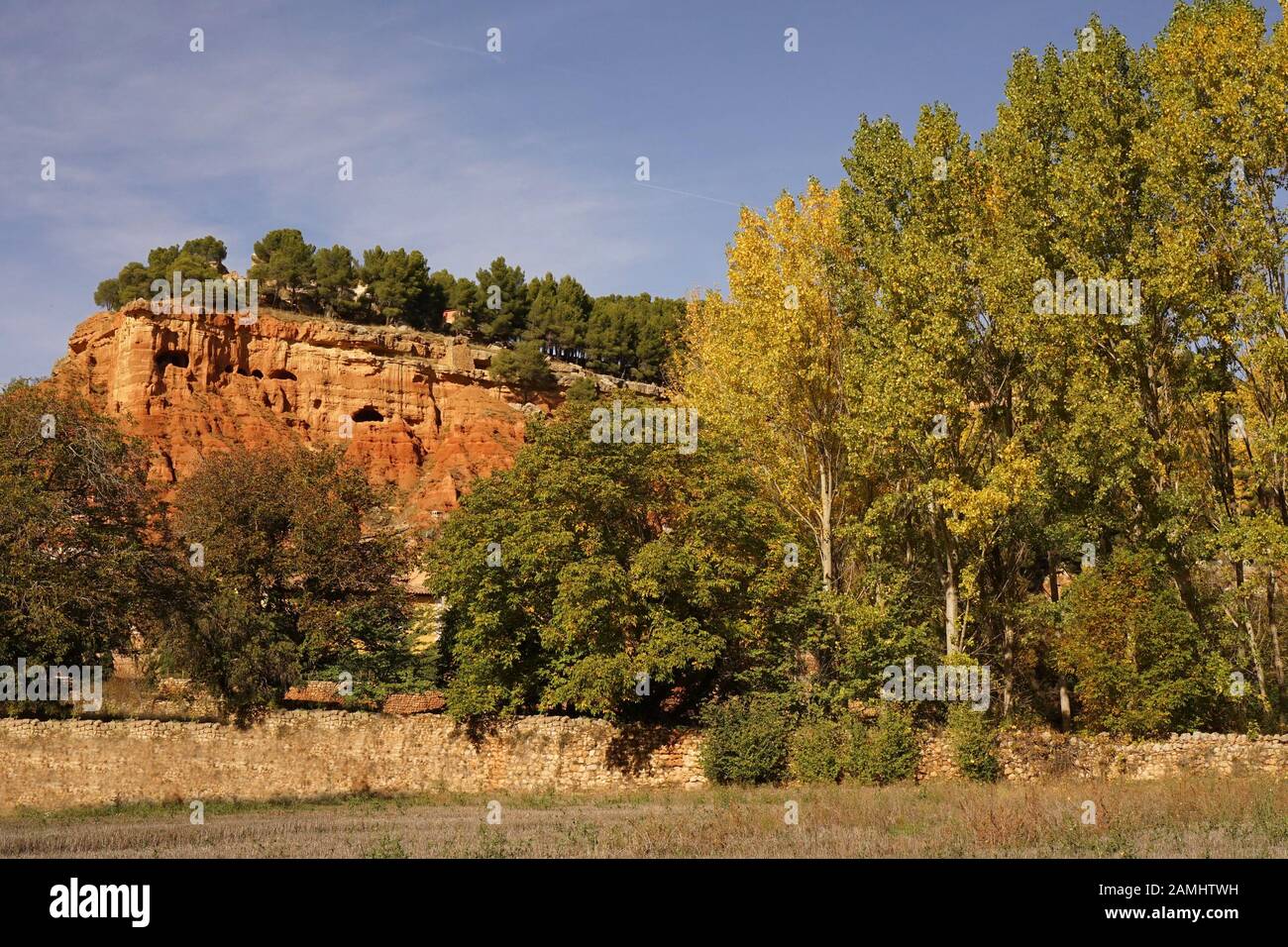Red clay soil hi-res stock photography and images - Alamy