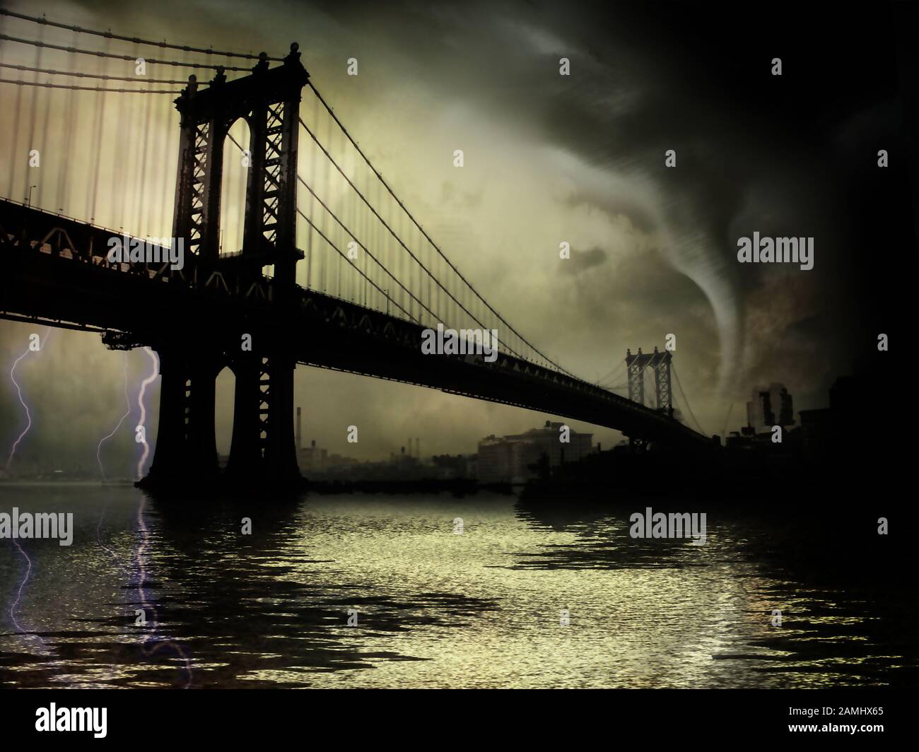 Dramatic lightning storm bridge hi-res stock photography and images - Alamy