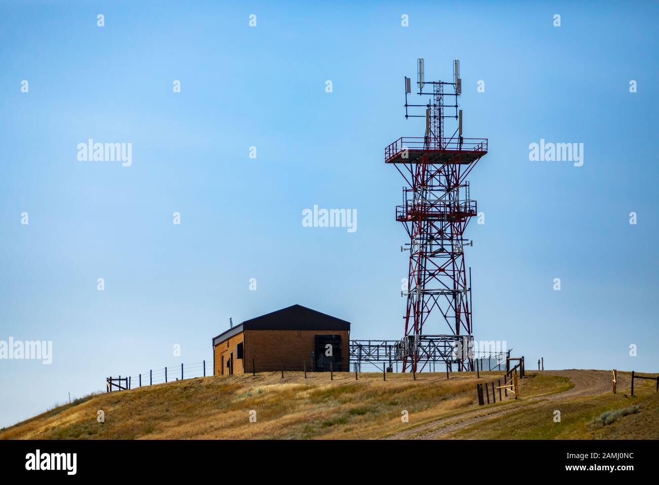 Gps antenna building hi-res stock photography and images - Alamy