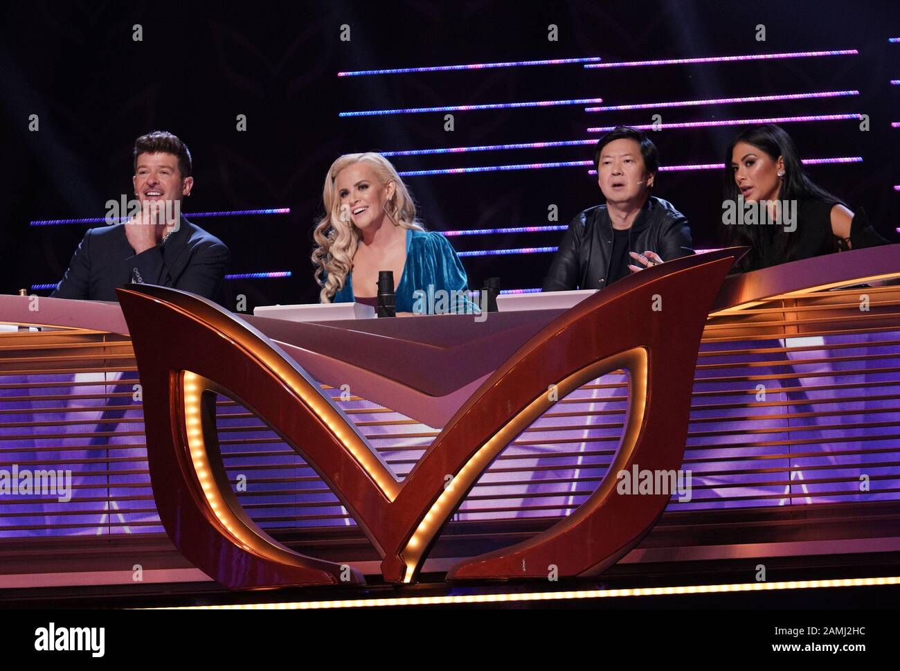 THE MASKED SINGER, from left: judges Robin Thicke, Jenny McCarthy, Ken ...
