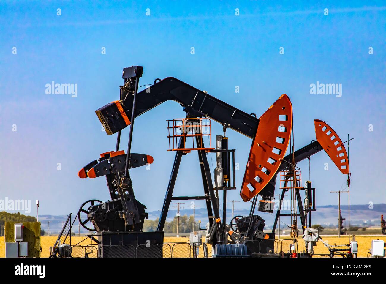 Onshore Oil Rig High Resolution Stock Photography and Images - Alamy