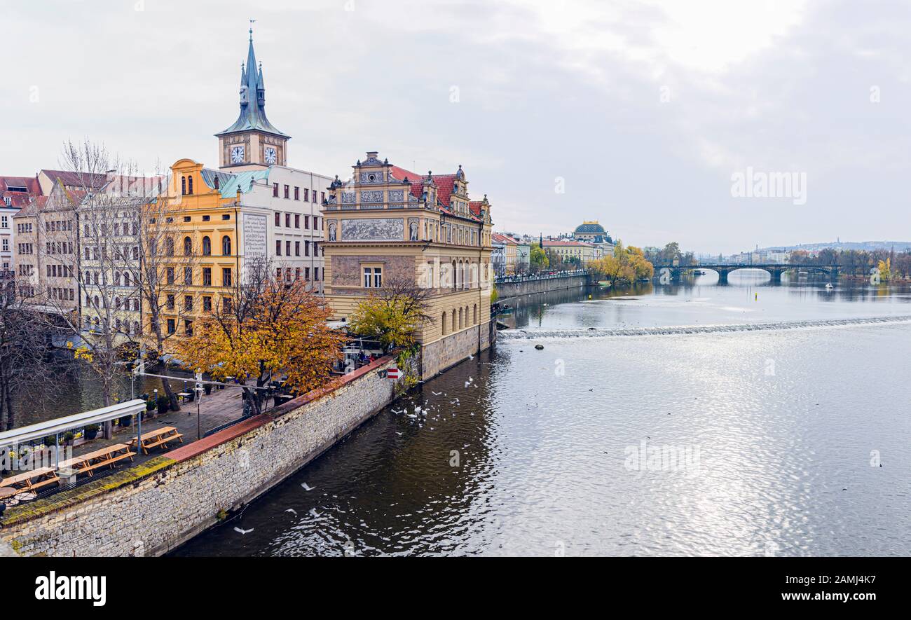 Visiting charles bridge hi-res stock photography and images - Alamy