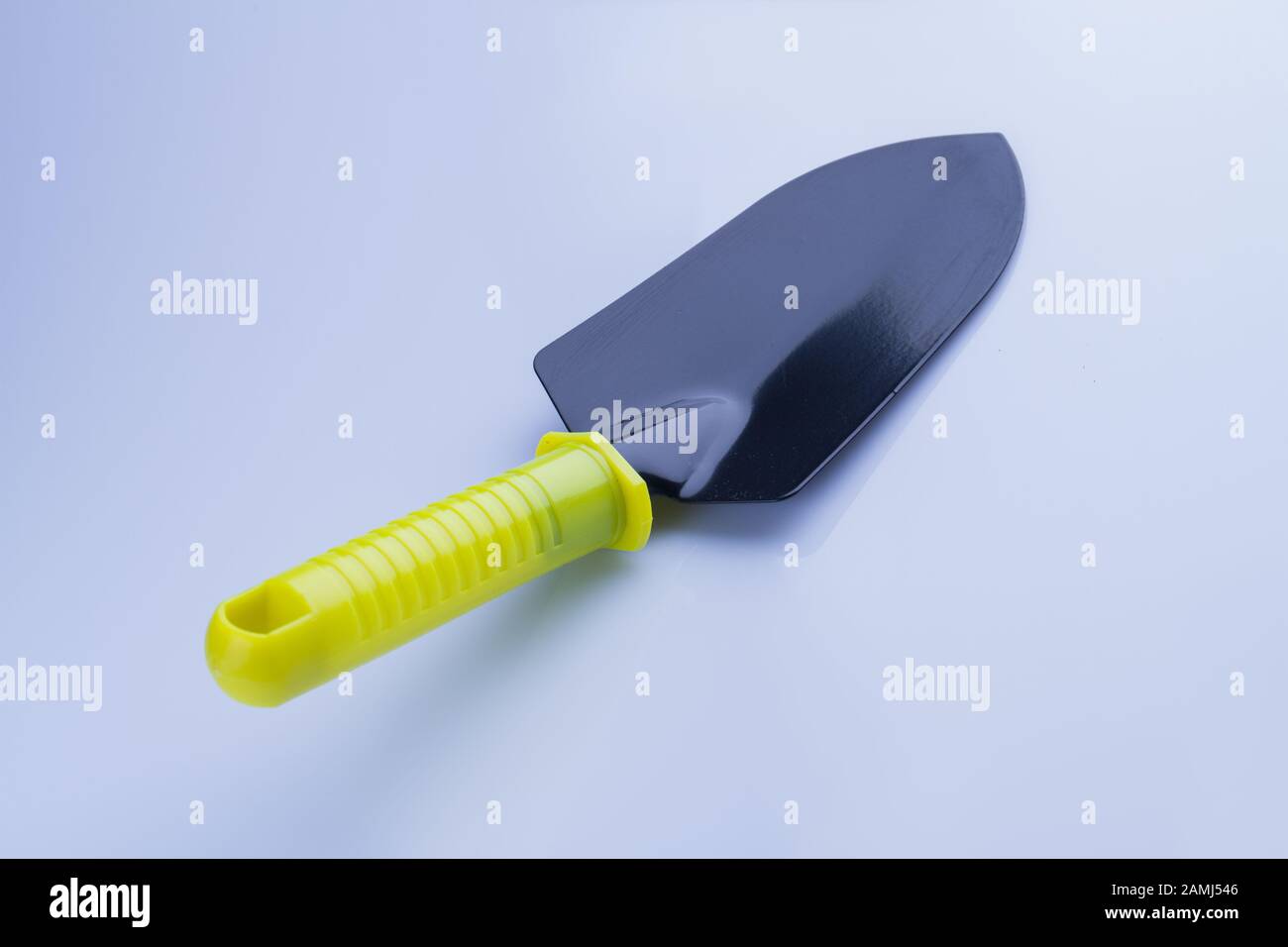 Trowel gardening tool Stock Photo - Alamy