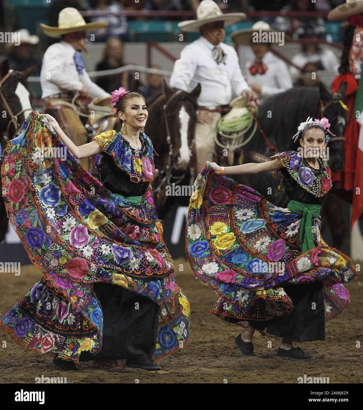 Denver, Colorado, USA. 12th Jan, 2020. Mexican dancers entertains the ...