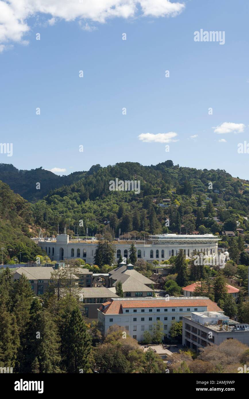 Berkeley university birds eye hi-res stock photography and images - Alamy