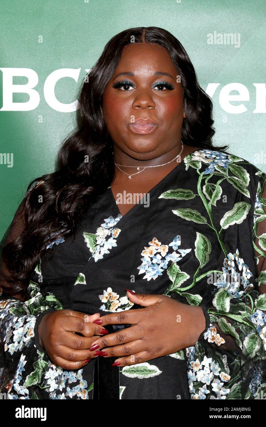 Alex newell hi-res stock photography and images - Alamy