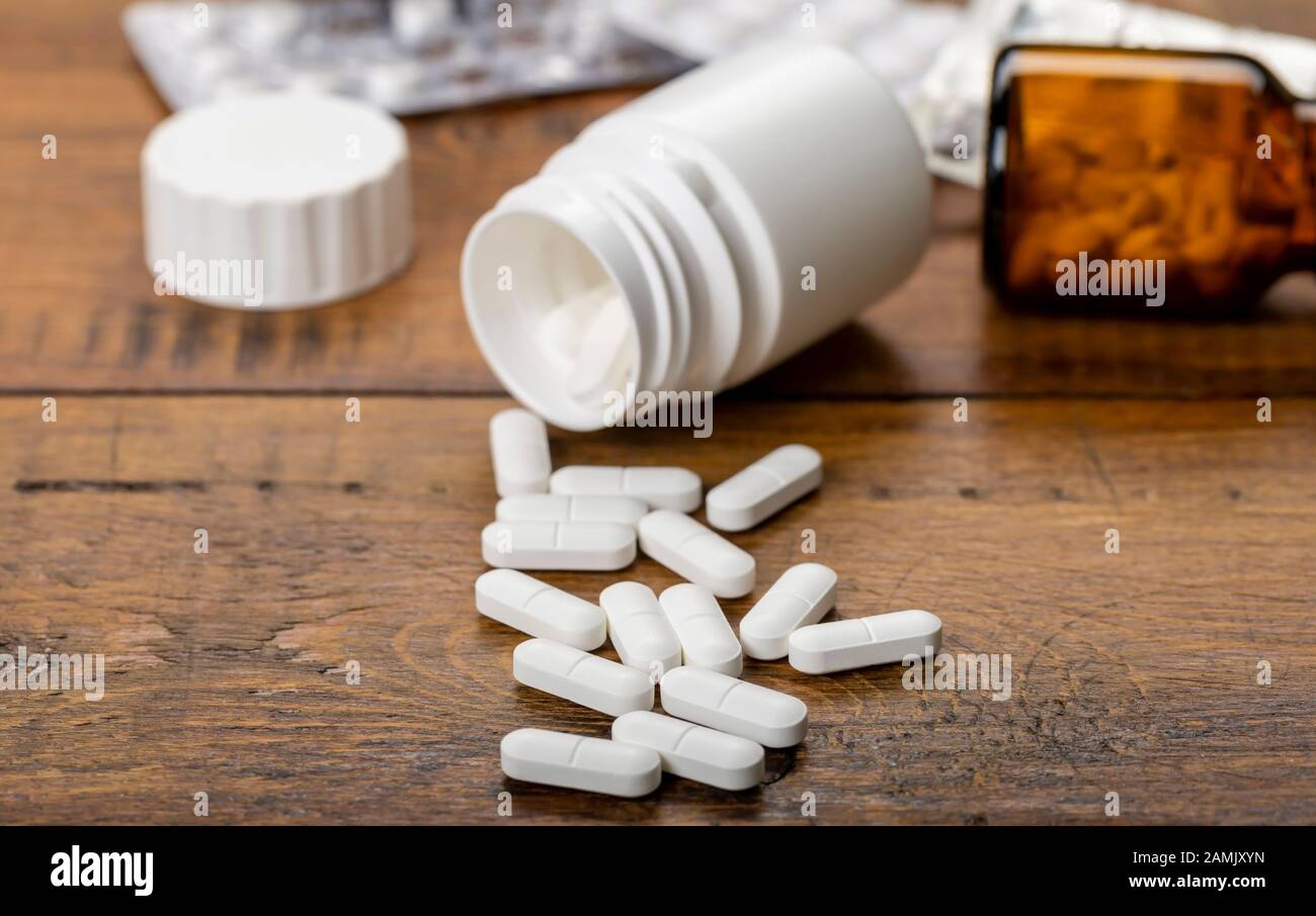Set of medicines hi-res stock photography and images - Alamy